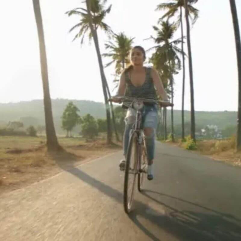 Parra Road Goa: The Iconic Coconut Tree Road for Instagram-Worthy Photos